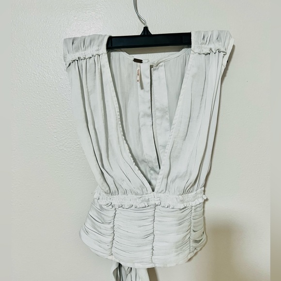 Tops | Pretty Top | Poshmark